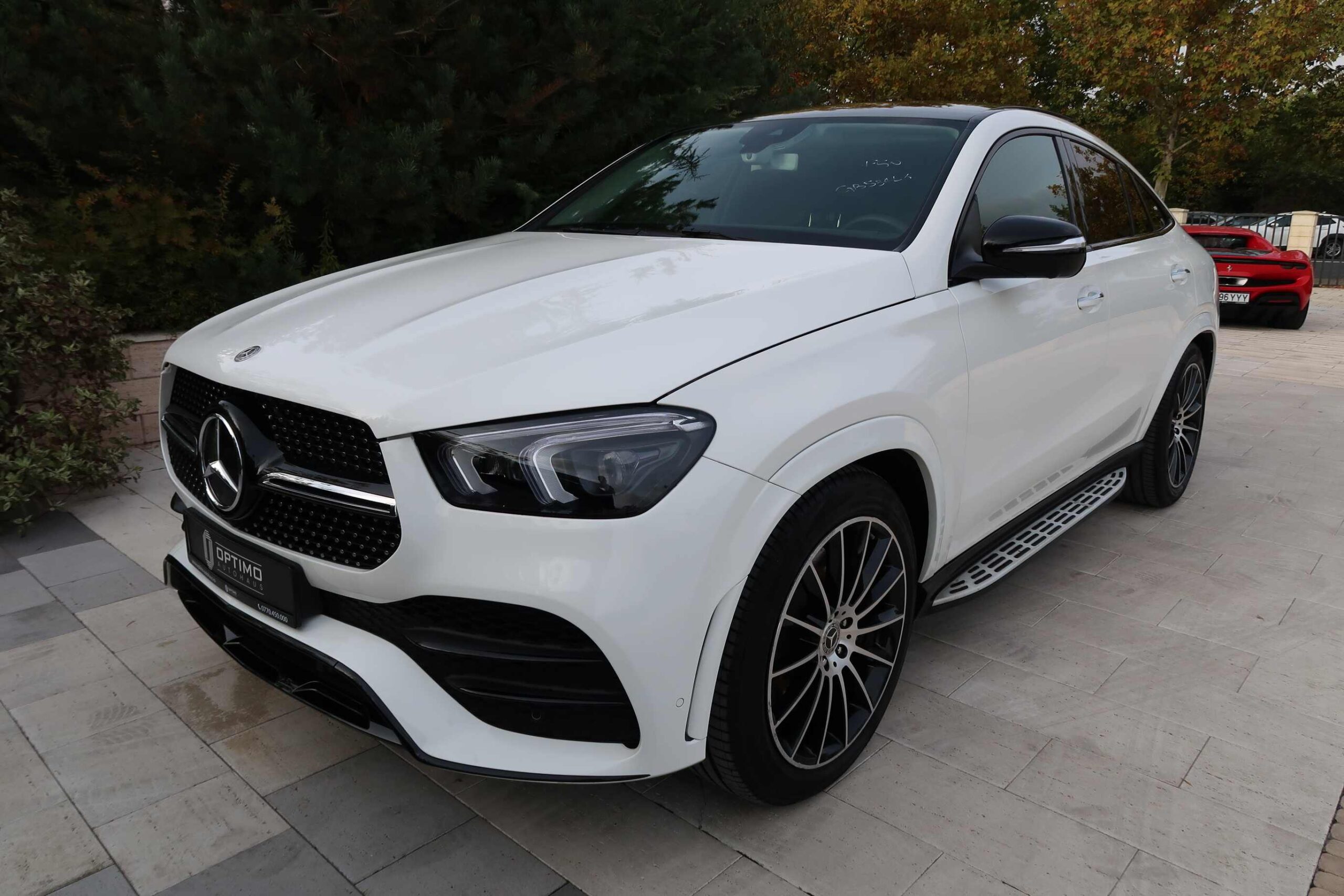 10.2020 GLE 350 D 4MATIC Coupe, AMG Line - Optimo Autohaus