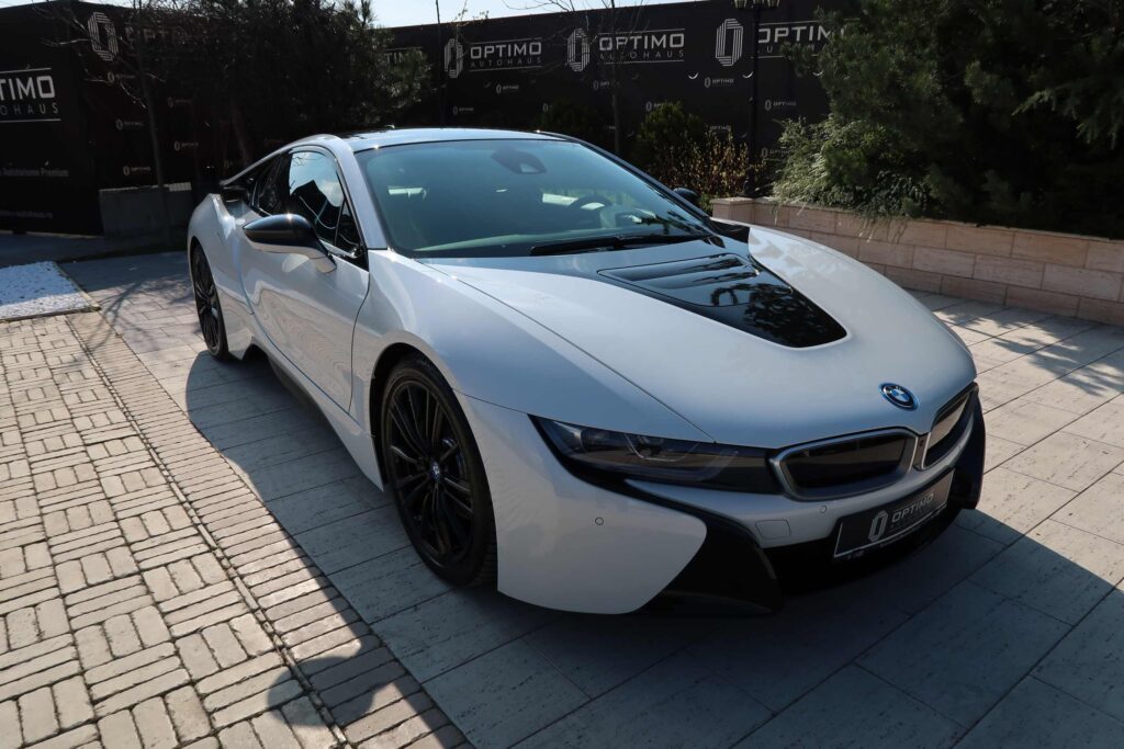 2020 BMW i8 - Optimo Autohaus