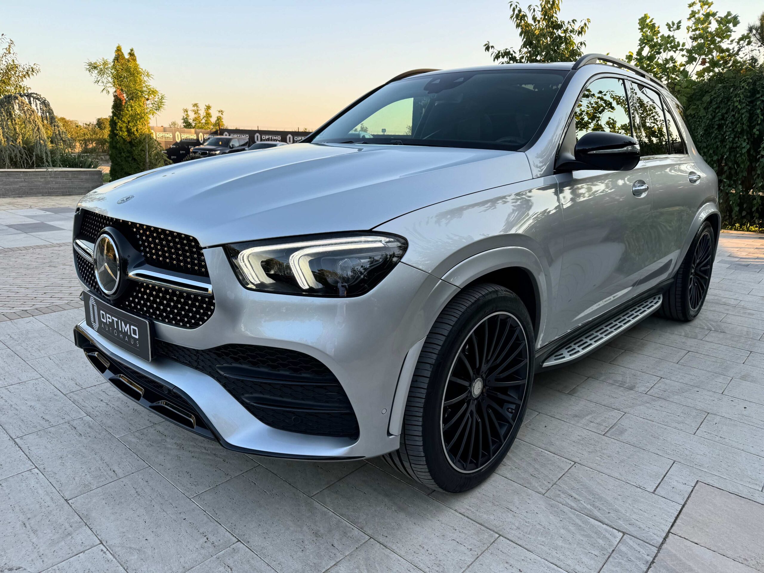 2020 Mercedes Benz GLE 400d 4Matic AMG Line - Optimo Autohaus