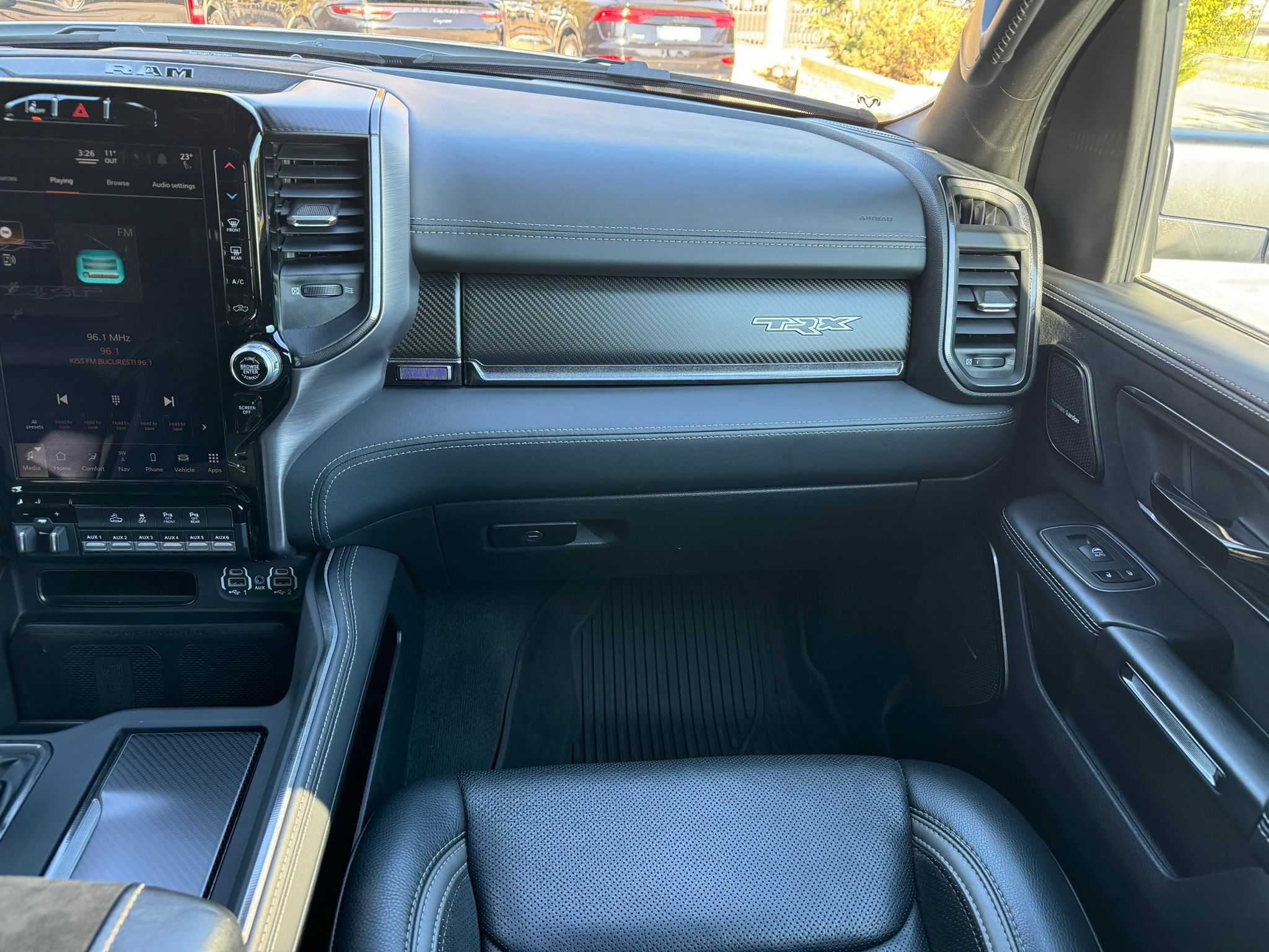 2022 Dodge RAM 1500 TRX 6.2 HEMI V8 engine with supercharging 702hp ...