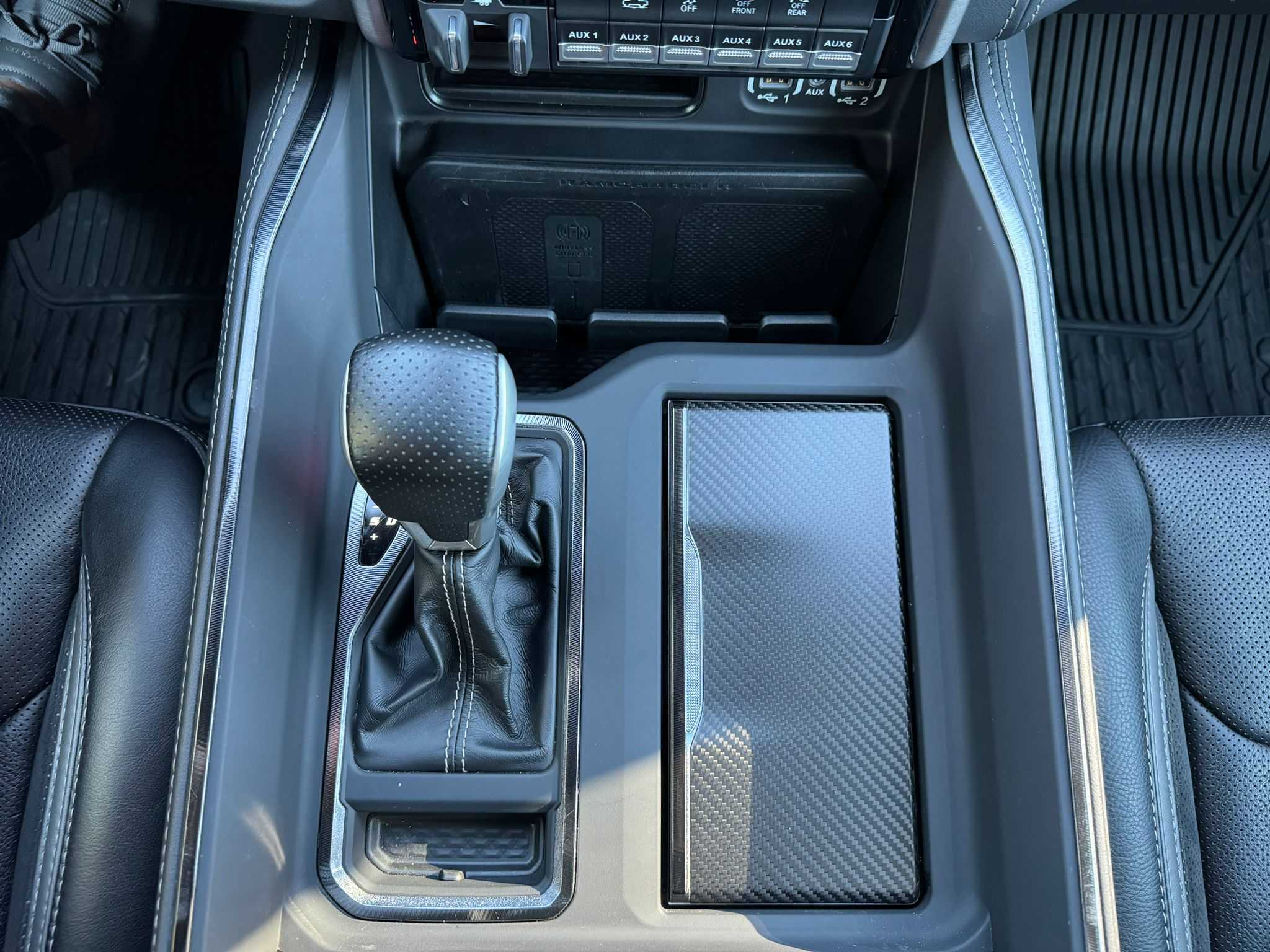 2022 Dodge RAM 1500 TRX 6.2 HEMI V8 engine with supercharging 702hp ...